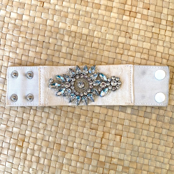 Alice + Olivia | Jewelry | Alice Olivia Rhinestone Cuff | Poshmark